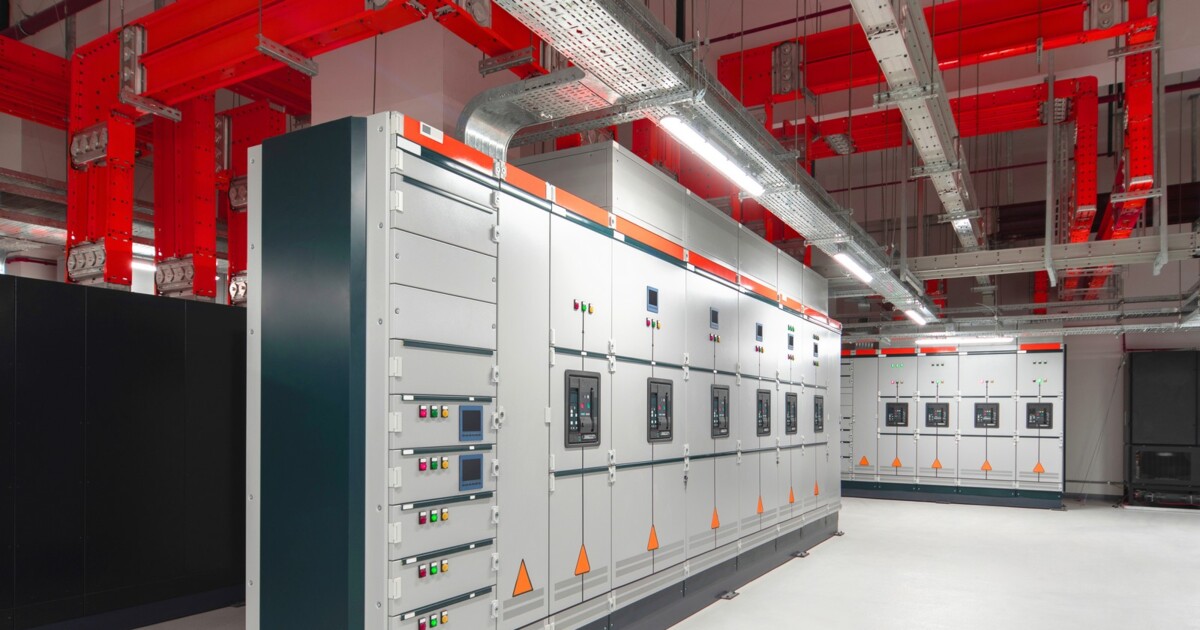 Fiber Optic Sensing for Monitoring of Bus Duct Systems